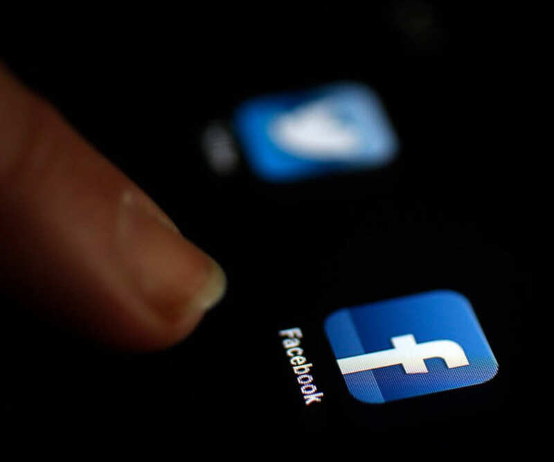 11 cool features missing from Facebook, Twitter | Gadgets Now