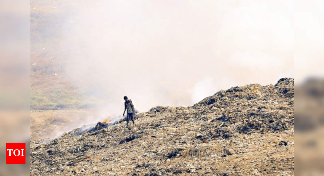 Deonar fire: May be sabotage, says Mumbai civic chief | Mumbai News ...