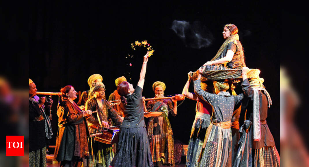 Jaipurites enjoy classic plays at 'Navras' festival | Events Movie News ...