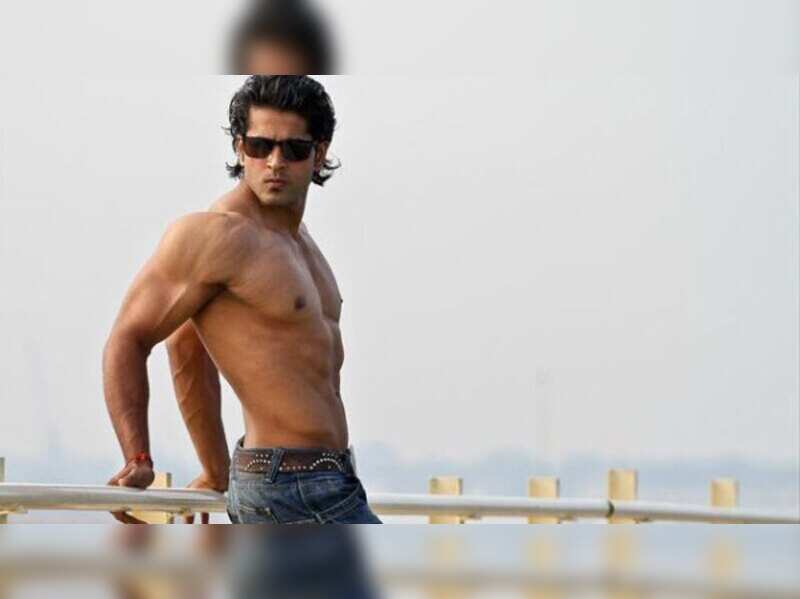 rajeev pillai actor: Rajeev Pillai in Oru Muthassi Gada | Malayalam ...