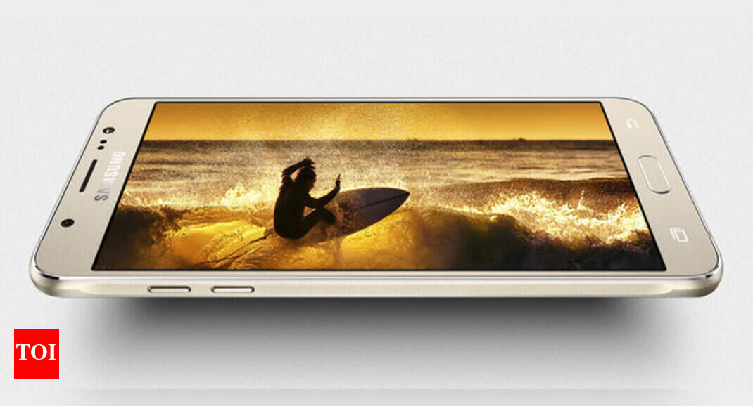 Samsung Galaxy J5 (2016), Galaxy J7 (2016) smartphones unveiled in ...