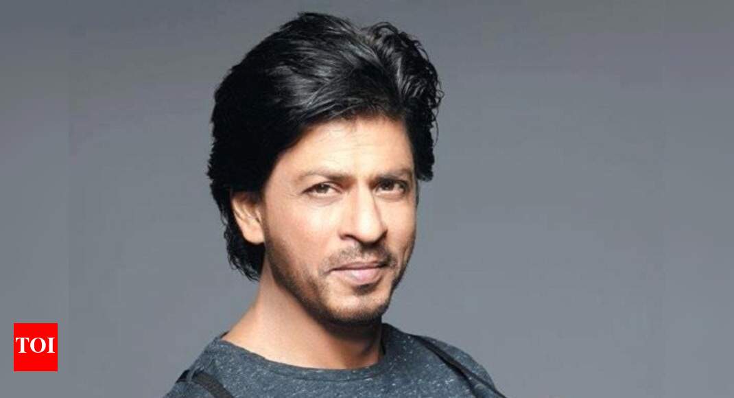 Watch: SRK does 300 push-ups for his fan! | Hindi Movie News - Times of ...