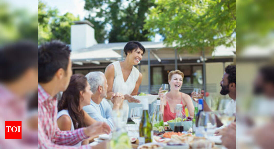 Organising weekend party at home - Times of India