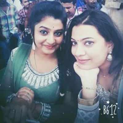 Check out who is the stress buster for singer Parnika - Times of India