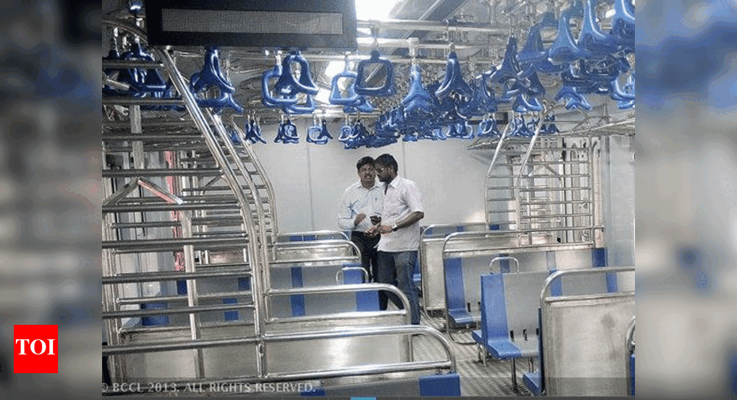 First AC local arrives in Mumbai | Mumbai News - Times of India