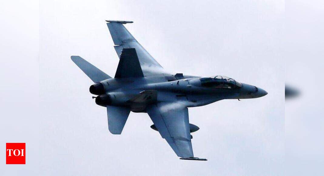 India keen on US’s F/A-18 jet offer | India News - Times of India