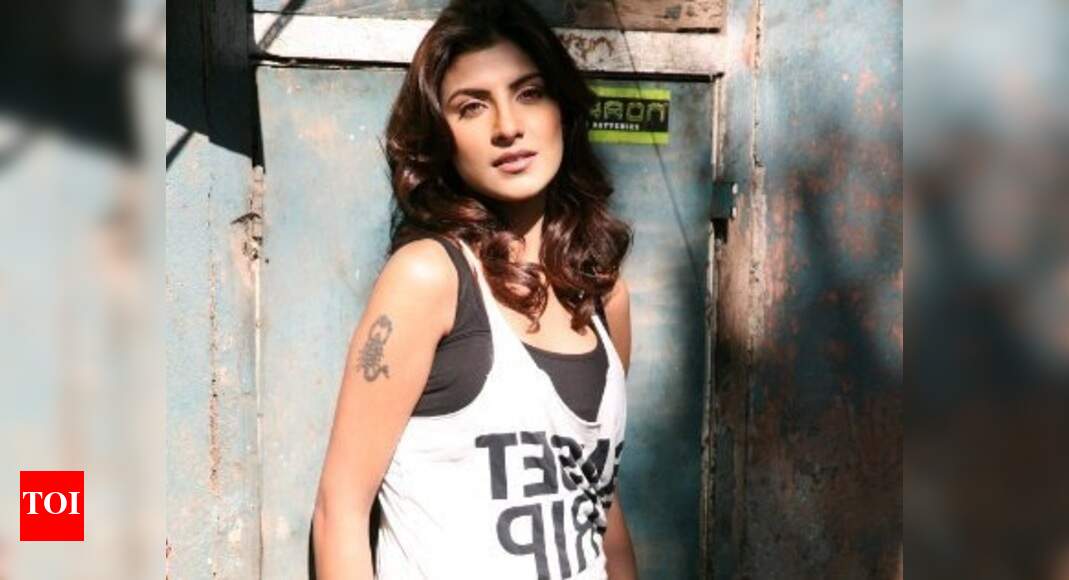 Rachel to scare screen with Paoli in Devi | Bengali Movie News - Times ...