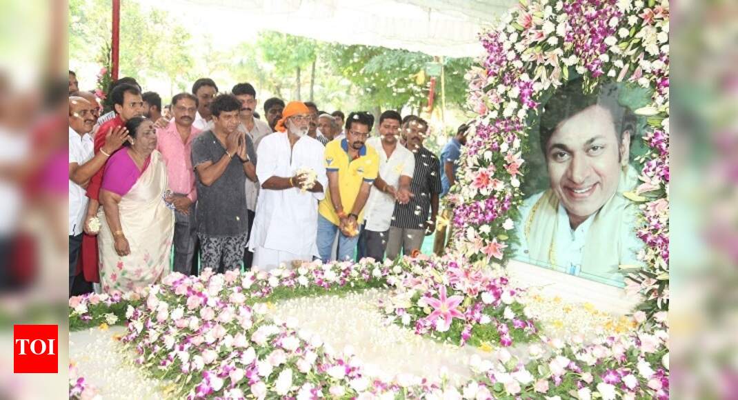 Dr Rajkumar's birth anniversary marked in Bengaluru | Events Movie News ...