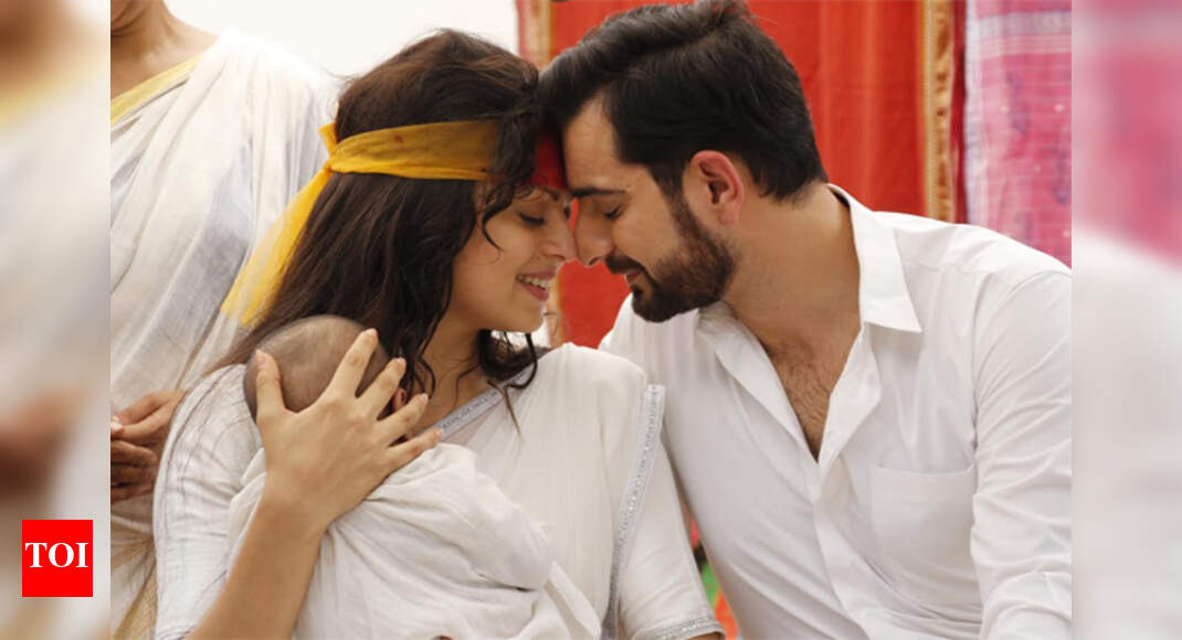 'Ek Tha Raja Ek Thi Rani': Post leap look of the star cast - Times of India