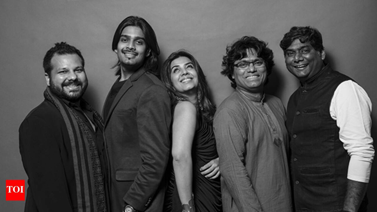 Newage Electropop Fusion Band Violet Chords Speaks About
