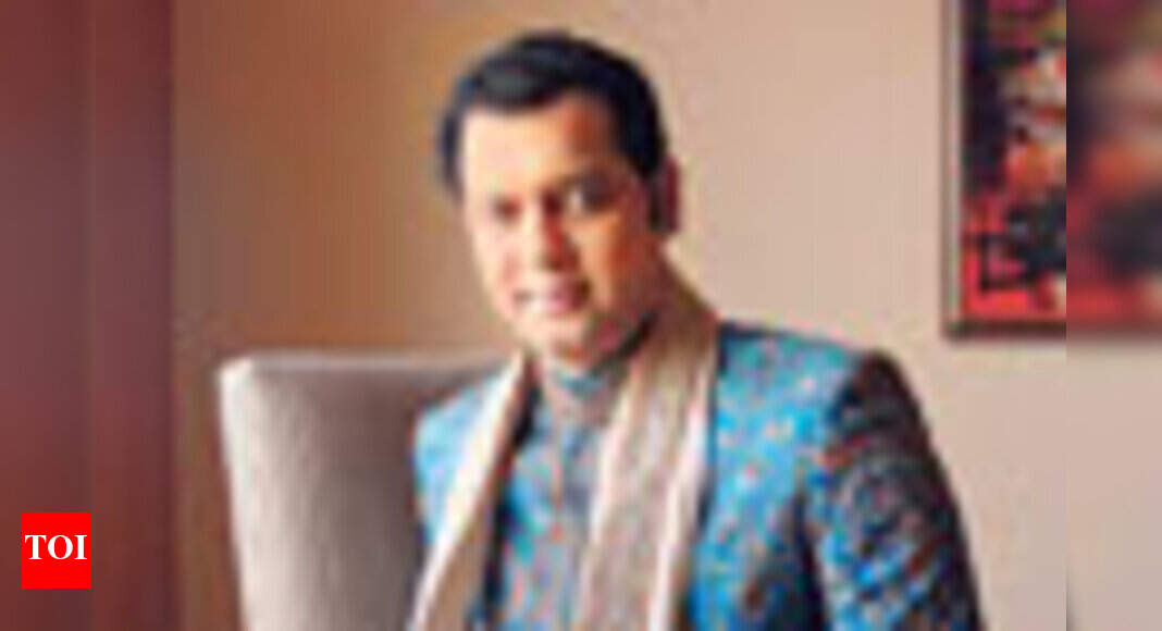 Rahul seriously looking for Mrs Mahajan - Times of India