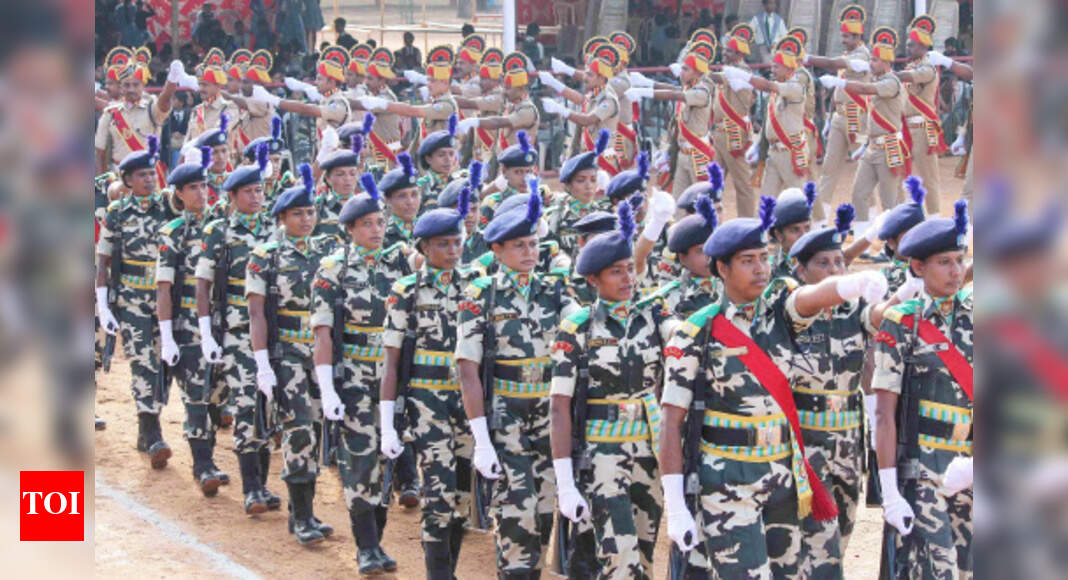 In a first, CRPF women to take on Maoists | India News - Times of India