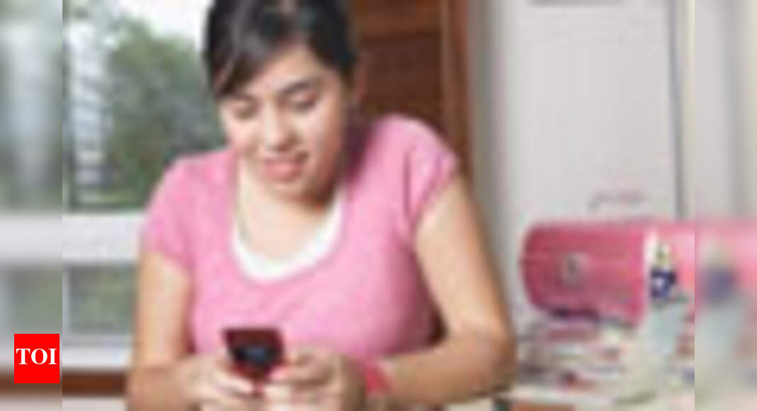 Too much texting lead to neck, shoulder pain - Times of India