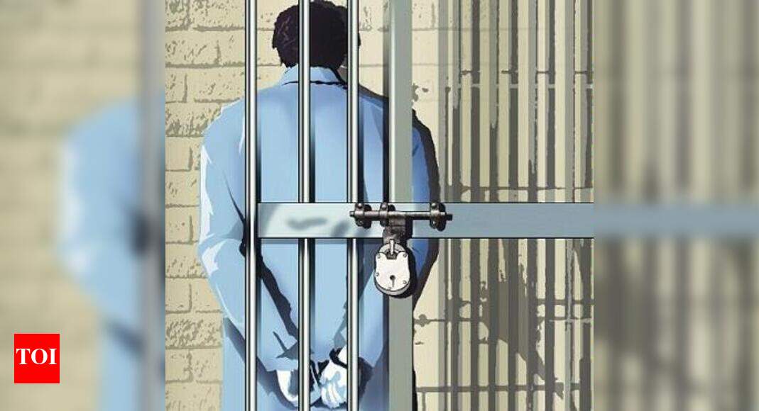 Prison industry in Maharashtra thrives on timely delivery | Pune News ...