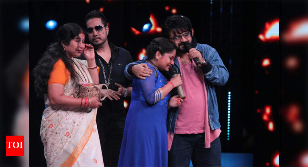 Pritam Da turns 'Big B' on Sa Re Ga Ma Pa - The Times of India