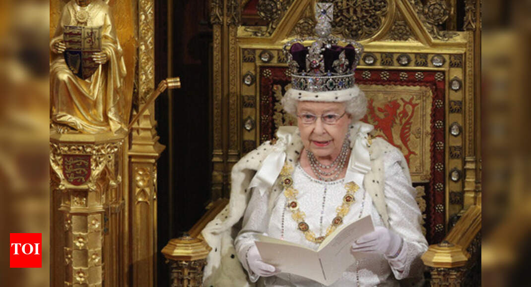 Queen unveils UK government's new agenda ahead of EU referendum - Times ...