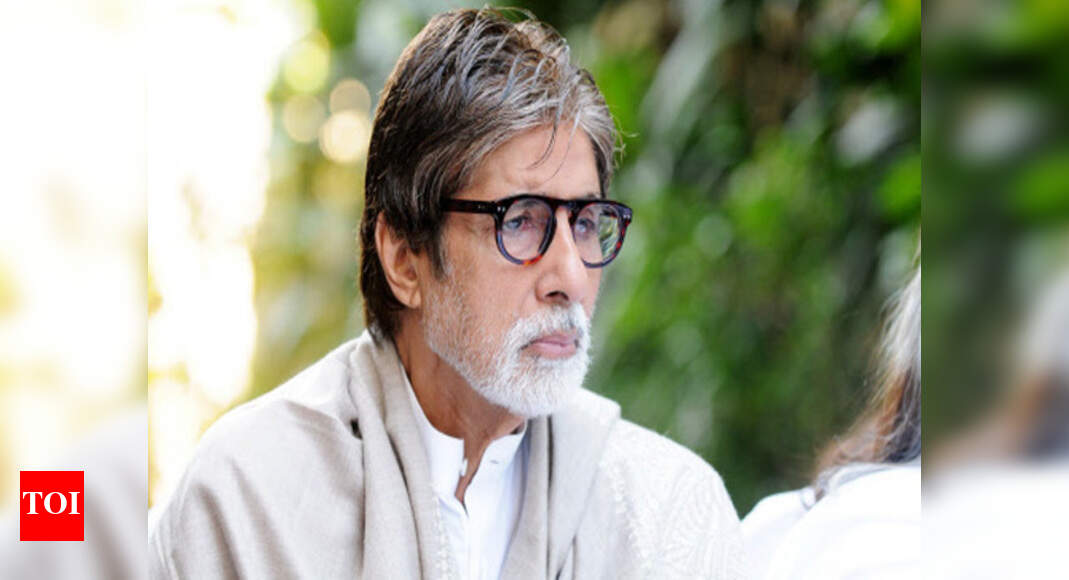 Amitabh Bachchan reaches 21 million fan following on Twitter | Hindi ...