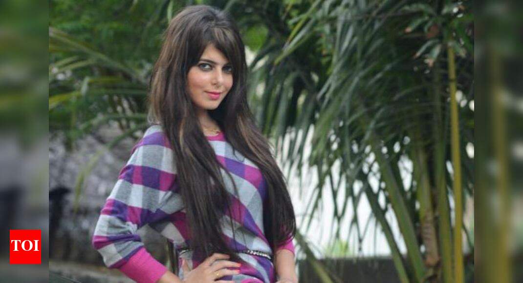 Alisha all set to get engaged next month | Tamil Movie News - Times of ...