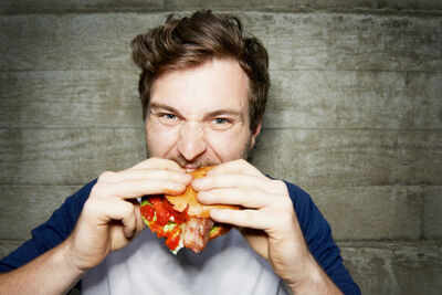 5 annoying food habits that will make you lose appetite - Times of India