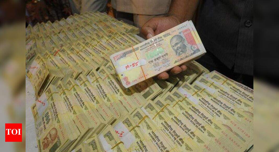 Two held with fake Indian notes worth Rs 41,000 in Ahmedabad ...