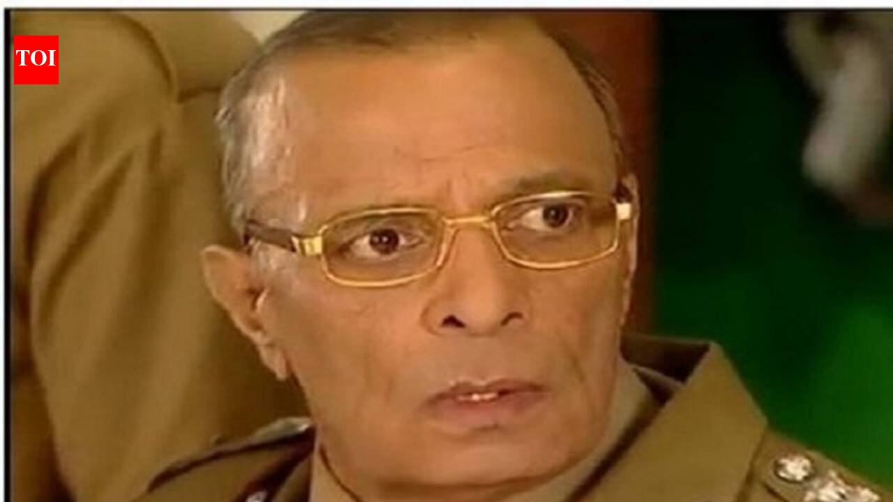 'FIR' actor Suresh Chatwal no more
