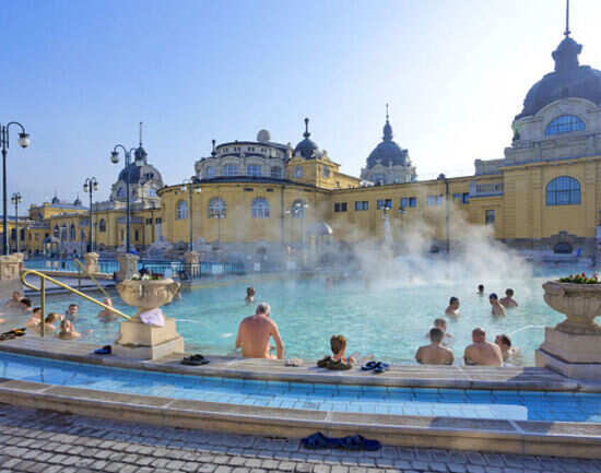 Take a dip in natural thermal baths of Budapest: Get the Detail of Take ...