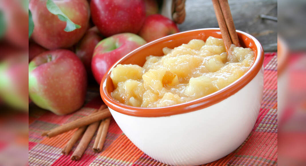Apple Stew Recipe: How to make Apple Stew Recipe at Home | Homemade ...