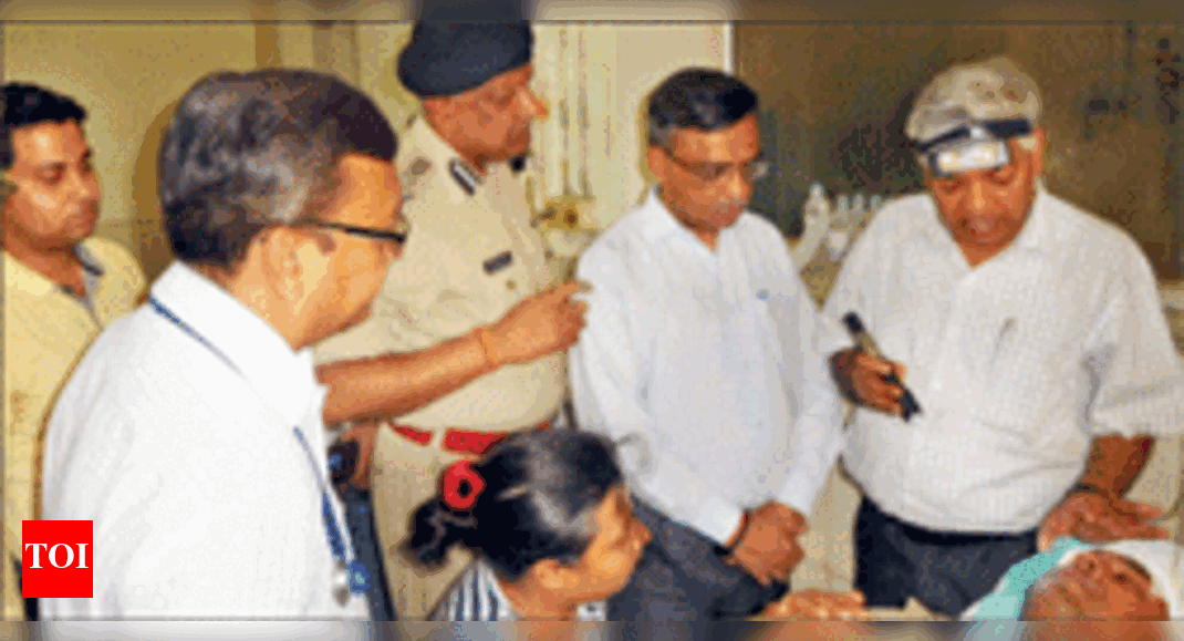 Trainee IPS officer among 12 hurt in Jhunsi violence | Prayagraj News ...