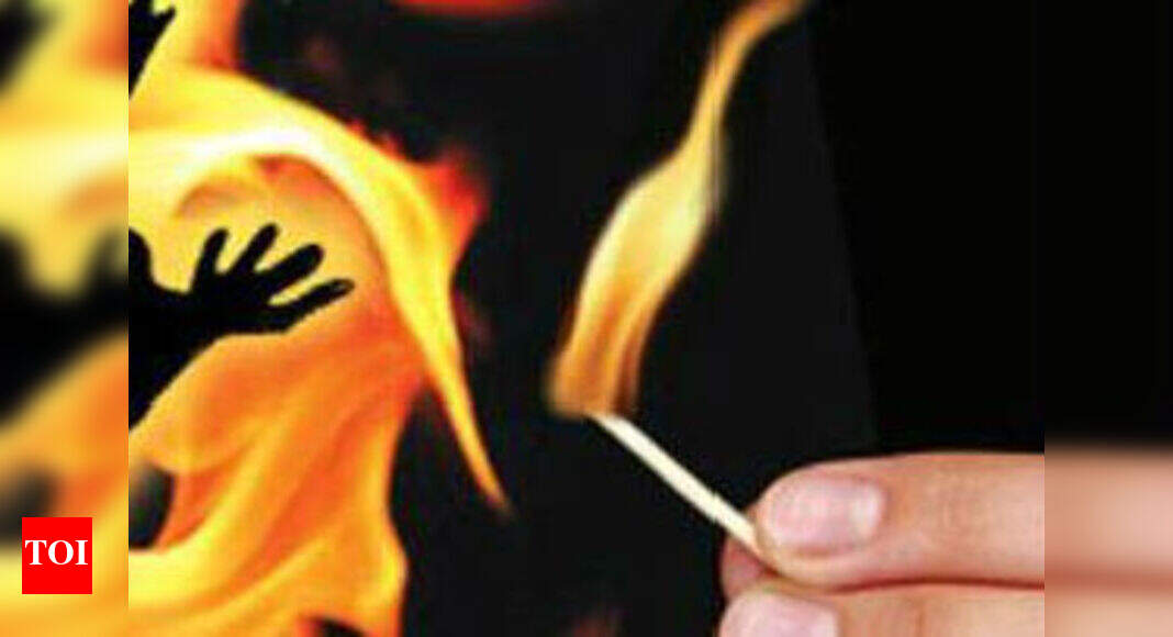 Teacher burns feet of 11 'dull' kids with camphor fire, suspended ...