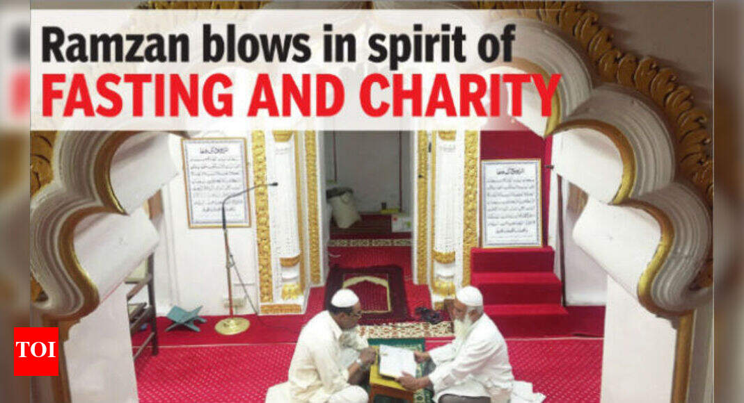 Ramzan: Ramzan blows in spirit of fasting and charity | India News ...