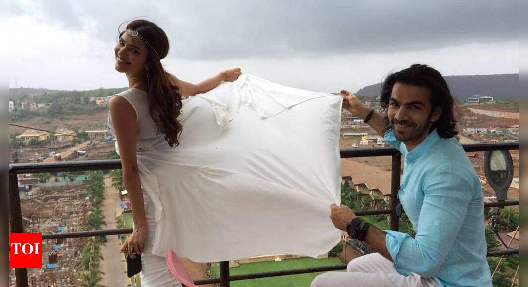 Karan V Grover and Ridhima Pandit share some fun moments - Times of India