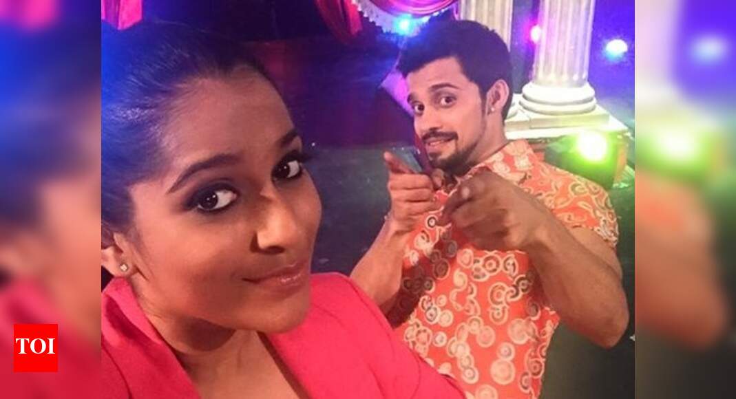 Actor Vishwa now joins the Extra Jabardasth family - Times of India