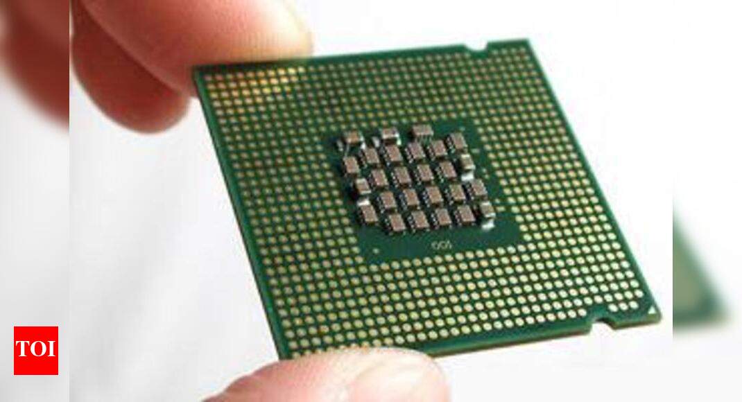 World's first microchip with 1,000 programmable processors launched ...