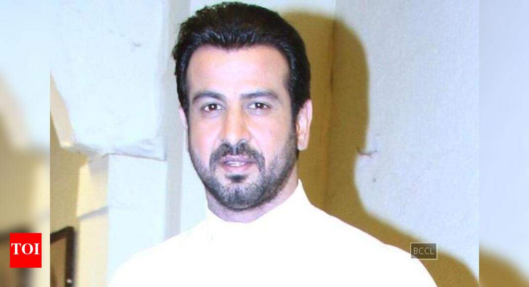 Ronit Roy joins the cast of Anil Kapoor's 24 - Times of India