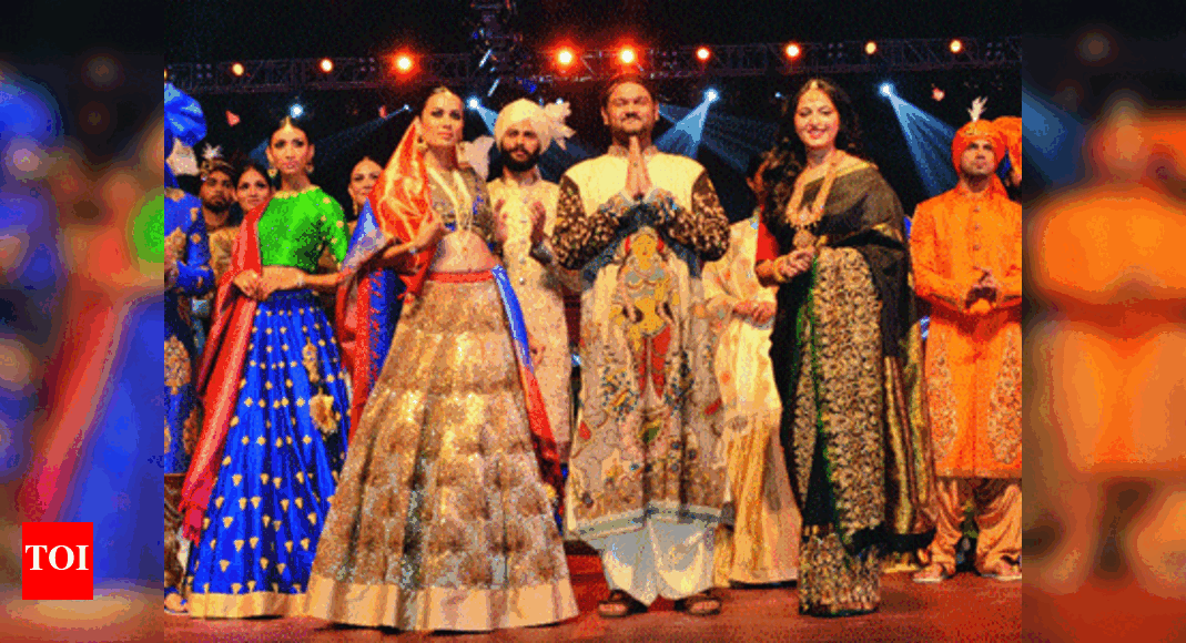 An ode to Indian weaves and weavers - Times of India