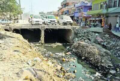 Creek pollution story | Thane News - Times of India