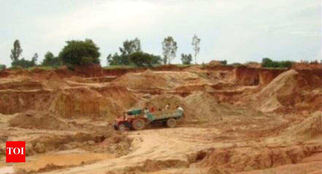 Illegal sand mining going on unchecked says SOG official | Ahmedabad ...