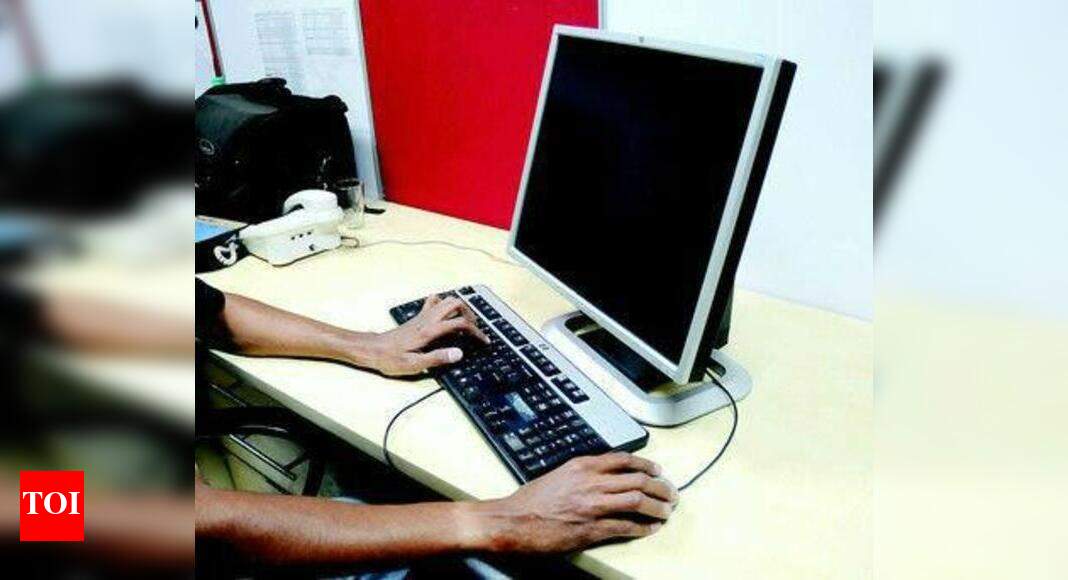 NGO introduces computer literacy programme for the elderly - Times of India