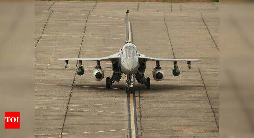 Hal Tejas: HAL Tejas supersonic fighter jets inducted into Indian Air ...