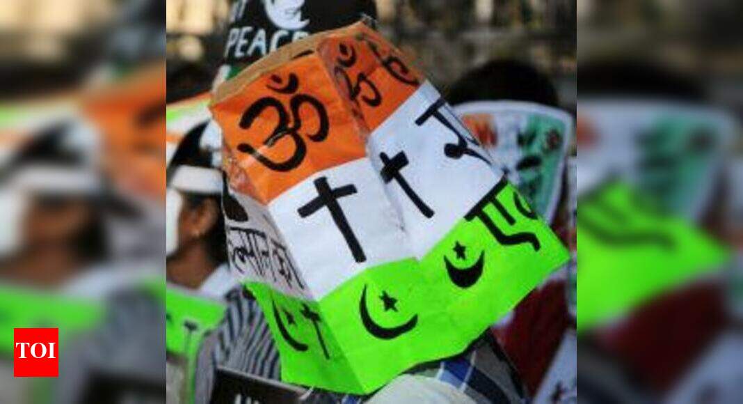 In UP's Kandhla, riot refugees fear exodus again | Meerut News - Times ...