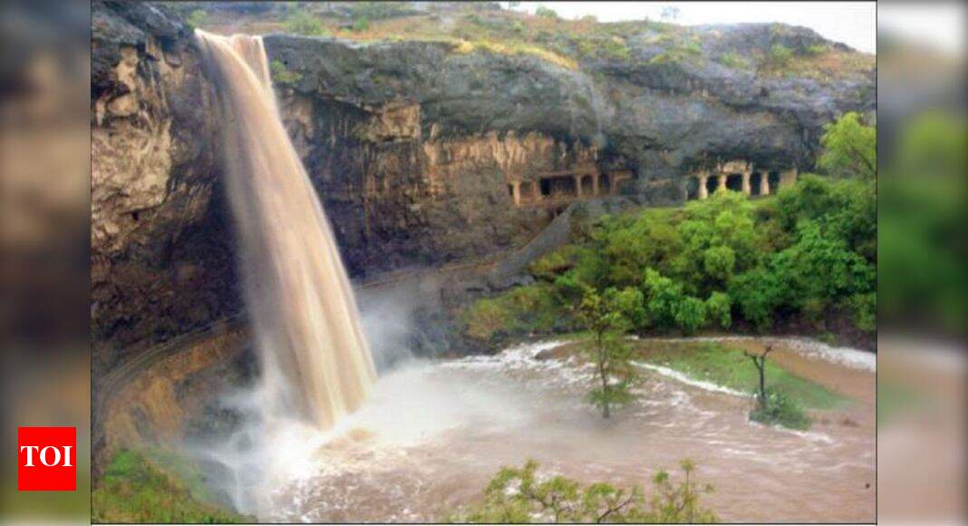 Monsoon gives Ellora a spectacular waterfall | Chhatrapati ...