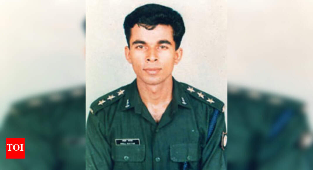 Shaheed Captain ANUJ NAYYAR (MVC 17 JAT) - Times of India