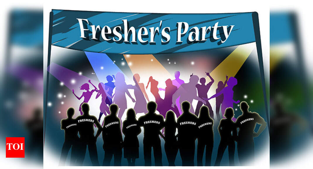 Freshers' parties move from campus to lounge - Times of India