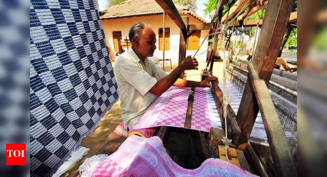 IIT-Bombay chooses khadi for convocation robe | India News - Times of India