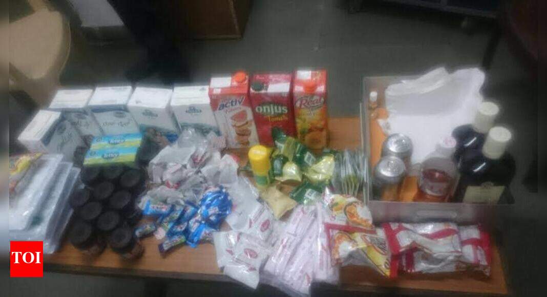 Government railway police seizes food packets being 'sold' on train ...