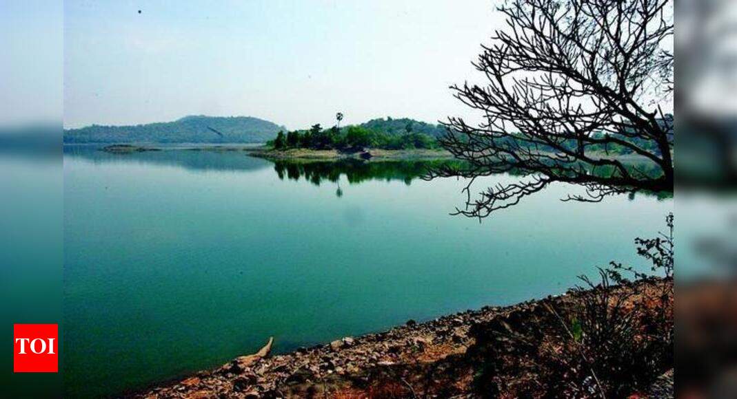 CM promises to preserve Sasthamcotta Lake | Thiruvananthapuram News ...