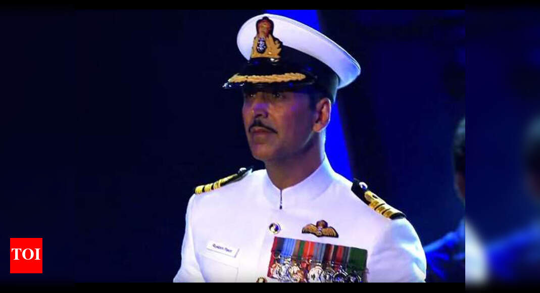 Akshay Kumar's naval officer look in 'Rustom' spikes issues | Hindi Movie News - Times of India