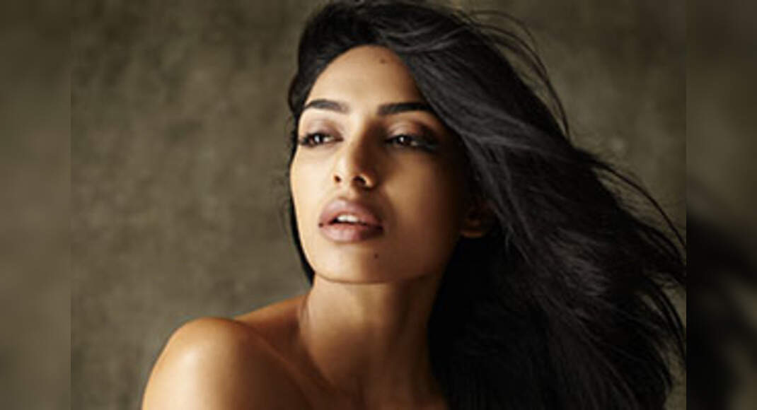 I’m not obsessed with the idea of being famous: Sobhita - Times of India