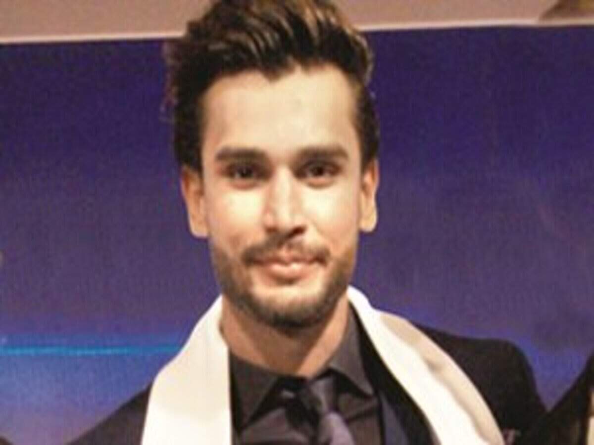 India’s Rohit Khandelwal wins Mr World 2016