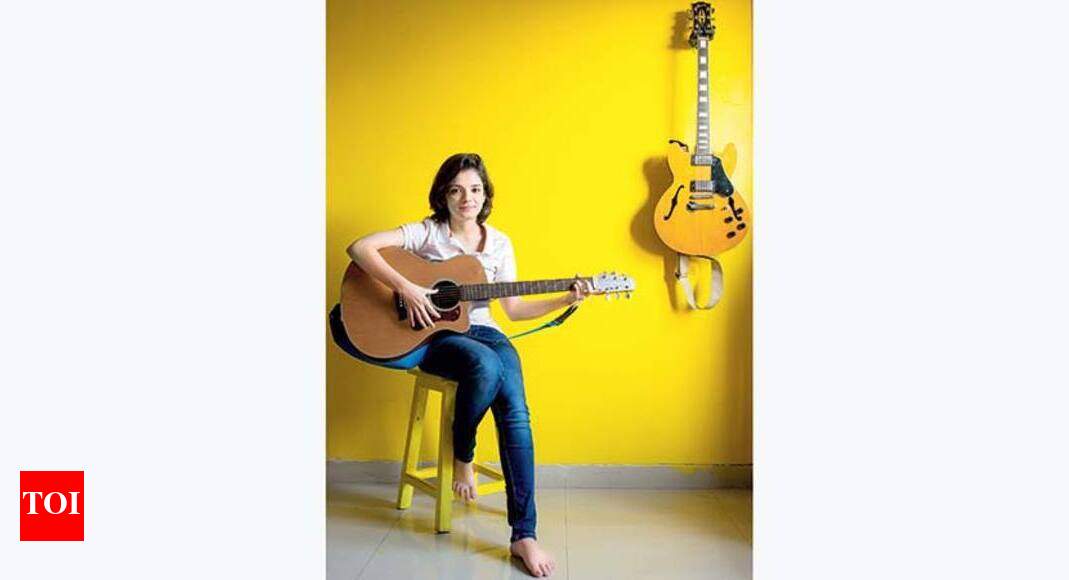 Maalavika Manoj: I didn't know I had it in me to be a singer | Hindi ...